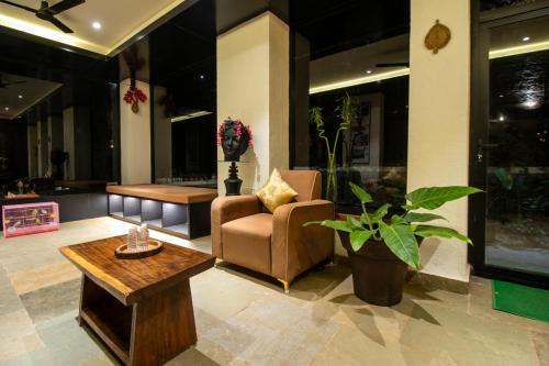 30 Best Hotels in Thane | Thane Hotels from $27