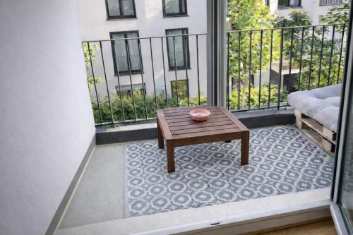 Charming 1-bedroom Apartment With Natural Light And Balcony - Kelkheim (Taunus)