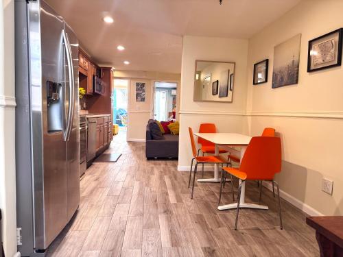 Cozy Garden Apartment In Washington Heights With Private Entrance - Allerton - Bronx NY