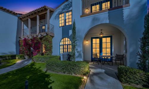 Modern King Studio Legacy Villa Near Main Pool - B - Palm Desert, CA