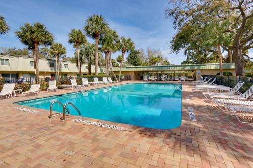 Walk To Beach! Hilton Head Island Escape W/ Pool - Daufuskie Island, SC