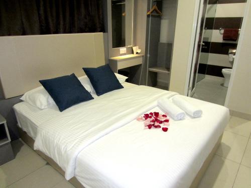 Hotels near LEEZO CONTAINER PARIT RAJA, Batu Pahat - BEST HOTEL RATES ...