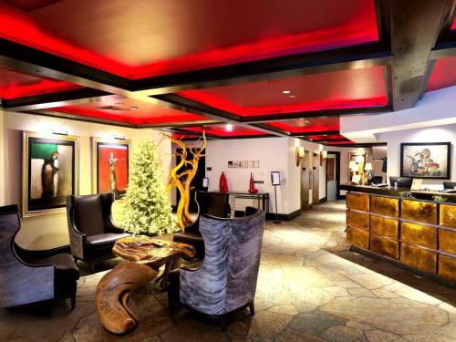 Bc Lodge King Suite Fireplace Village Location - Avon, CO