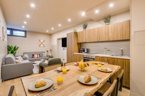 Spacious Apartment - 2br/10p - Place D'italia - Porte d'Italie