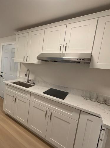 Modern 2br 2ba Apartment Garden-view - San Francisco, CA