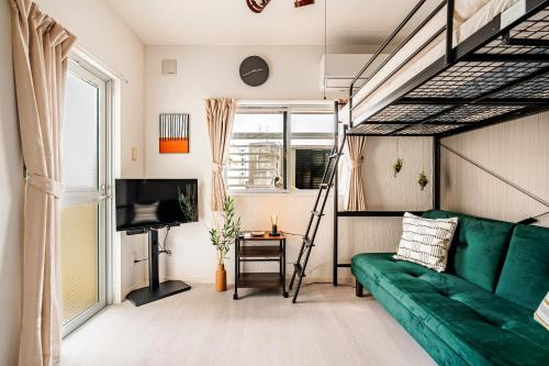 5 Min Walk To Kokusai St Artsy Room With 2 Beds - Naha