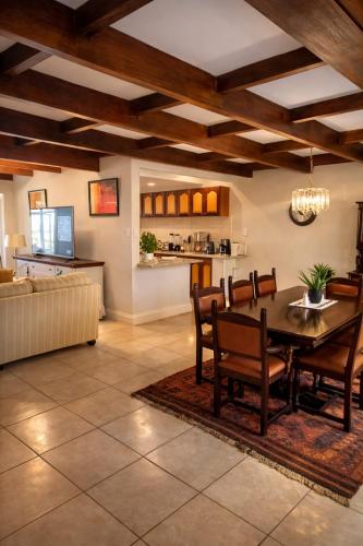 3 Bond Street - Knysna
