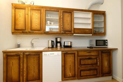 Tallinn City Apartment 2br With Sauna Pikk Street - Tallinn