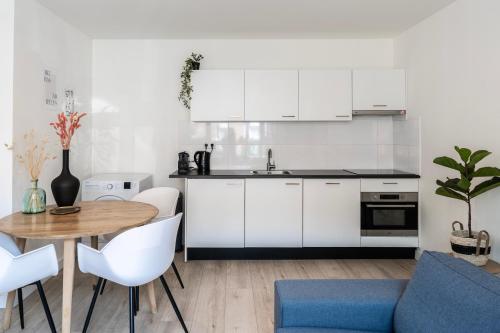 Spacious Family Stay Eindhoven, Garden & Kitchen - Eindhoven