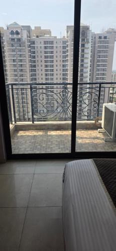 Shatakshi Residency Luxury Stay - Lucknow