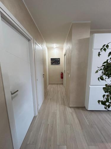 Appartamento Vista Sul Castello - Con Garage Privato Gratuito - Rivoli