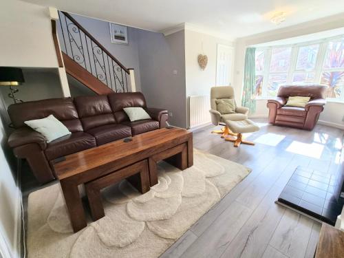 Alverstoke Manor - Family Home With Pool Table - Gosport