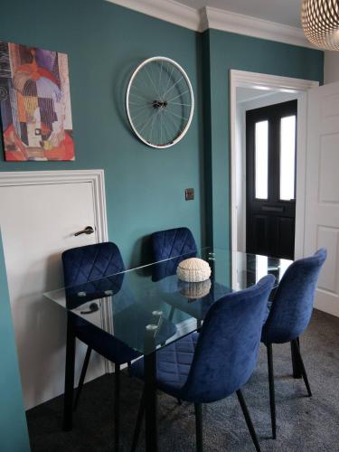 Town Centre Cottage, Free Parking, Pet-friendly - Colchester