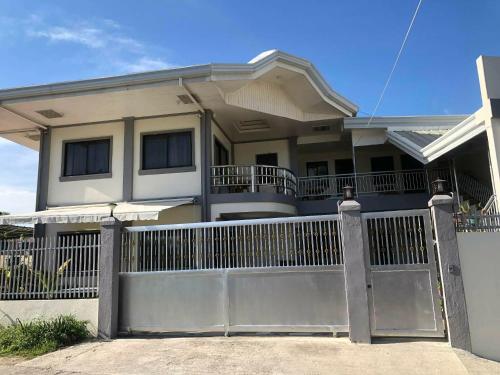 D Estelita Guest House - Moalboal
