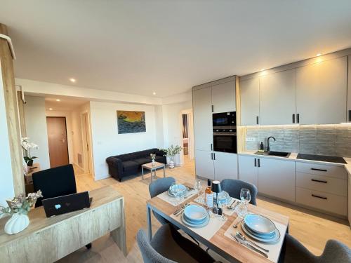 Cozy 3bedrooms Apartments Suceava Iulius Mall - Transylvania