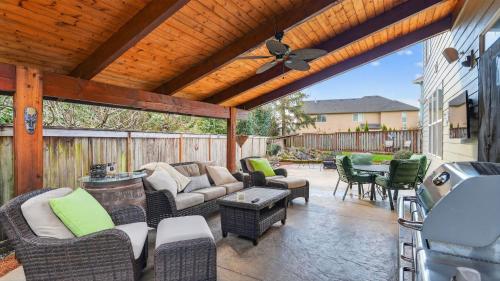 Cozy Keizer Escape -Firepit, Bbq & Near Portland Home - Silverton, OR