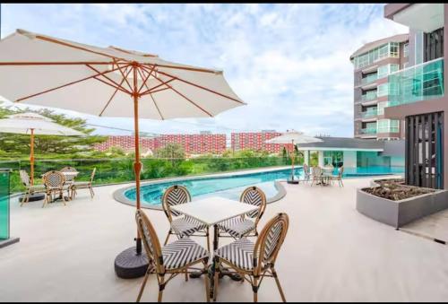 City Condo Phuket Walk To Central Mall Town - Phuket