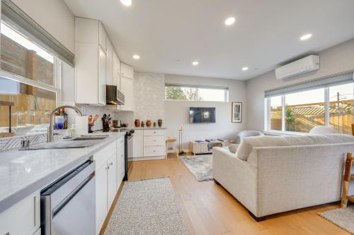 ‘Mini Pearl’ Sleek Seattle Gem W/ Easy Dtwn Access - Kirkland, WA