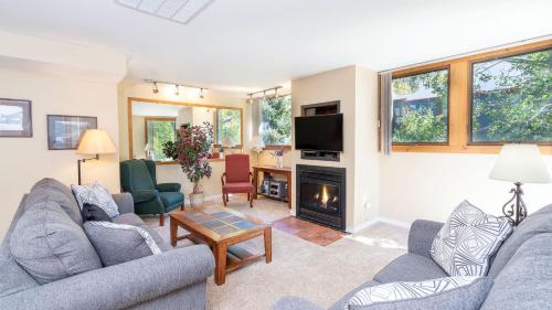 Telluride Lodge 405 By Avantstay - Telluride, CO