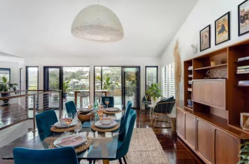 The Jungle Cubby Suite Where The Wild Meets Luxury - Terrigal