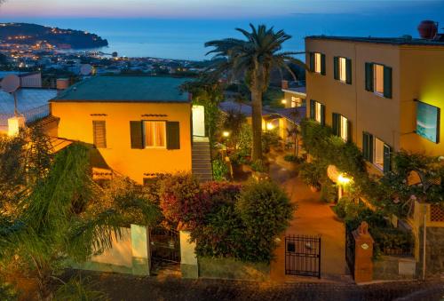 Hotel Monti - Lacco Ameno