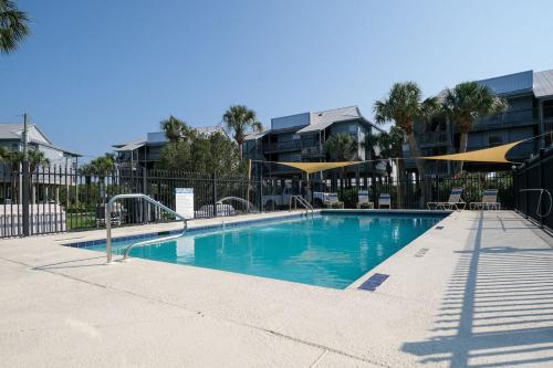 Fenimore Mill 7b - Pool, Hot Tub, Private Beach! - Cedar Key, FL