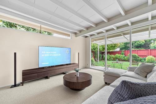 3129 Light-filled Retreat 4br 2ba Lush Backyard Palo Alto - Mountain View, CA