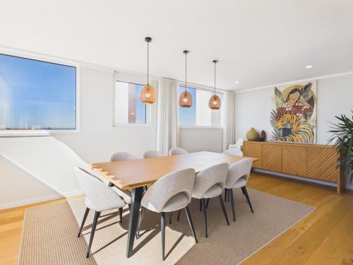 Sea View, 2 Br, Terrace & Garage In Sao Domingos | By Airnest - São Domingos de Rana