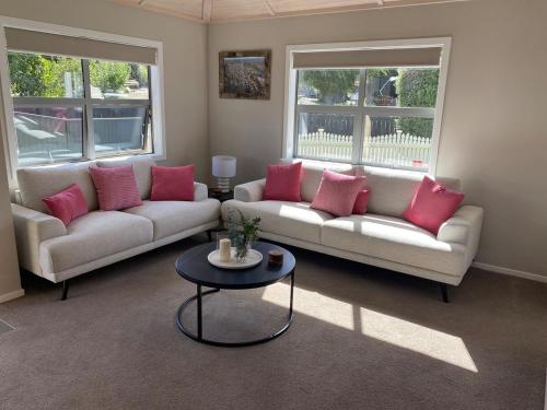 Sunny Clyde Getaway In The Heart Of Clyde - Clyde