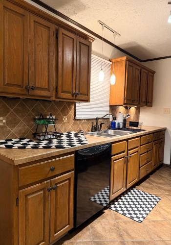 The Cozy Chalet - Sierra Nevada