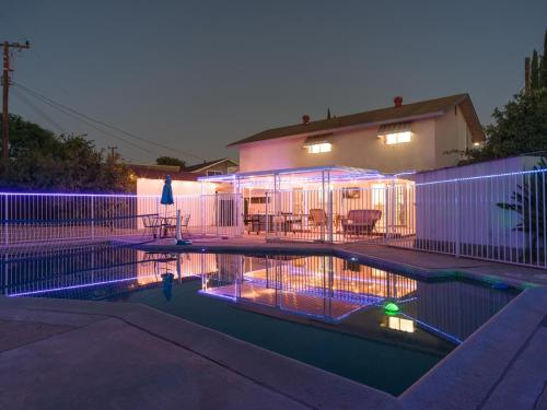 4br Home For Groups Private Pool And Games - Simi Valley, CA