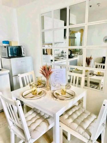Urban Oasis Staycation - Parañaque