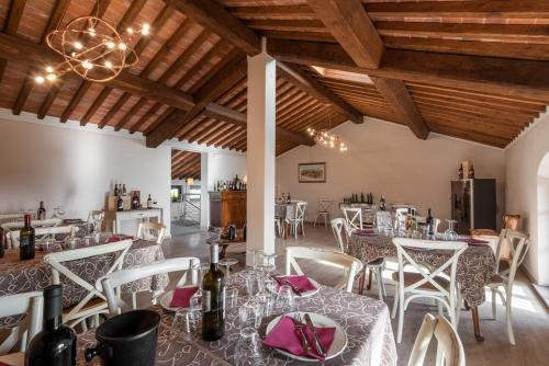 Montecarlo Winery - In A Tuscan Farm With Wi-fi - Montecarlo