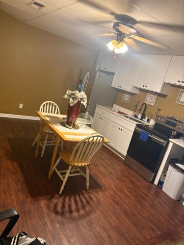 Hillzbnb Guest Room - Tennessee
