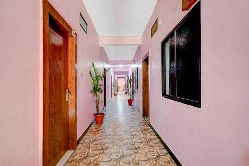 Hotel O Apna Palace - Ujjain