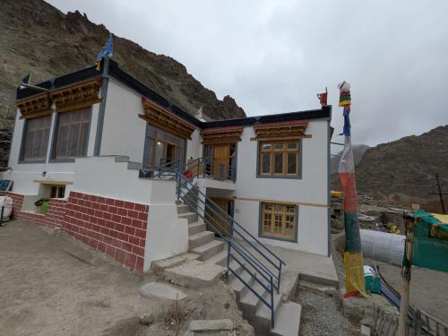 Shang Eco Homestay, Chogdo - Leh