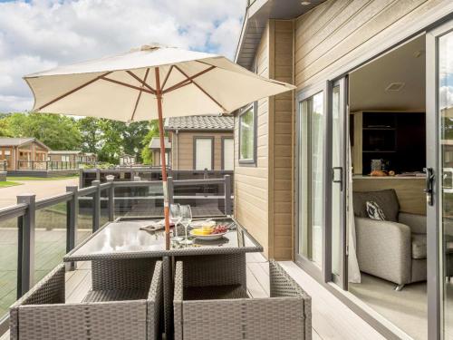 2 Bed In New Milton Oc-89708 - Hampshire