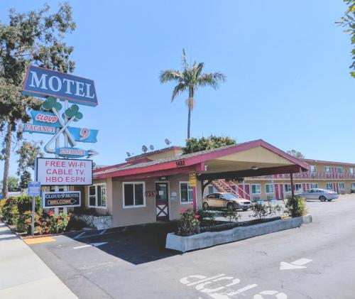 Cloud 9 Motel - Cypress, Buena Park - Anaheim, CA
