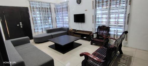 D'railhouse65 - Gemas