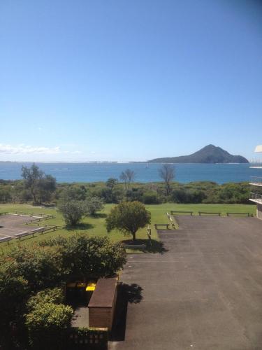 Shoal Bay Water Views, 1 Night Stays Available - Port Stephens