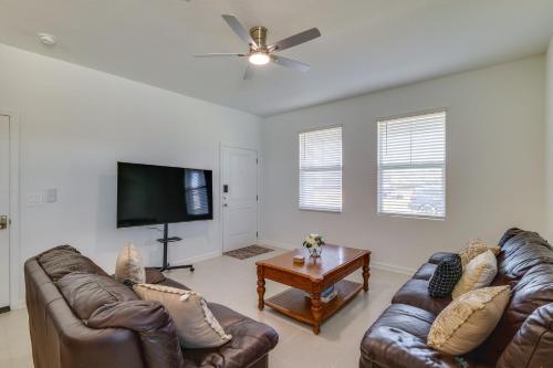 Groveland Suite W/ Patio: Near Wineries & Trails - Clermont, FL