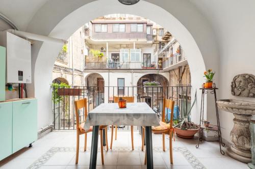 Guesthost - Kairoscentral Lovely Apartment - Catania
