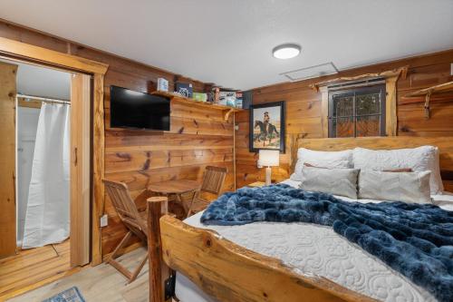 Hidden Pines Cabin- A Peaceful Black Hills Retreat - Mount Rushmore National Memorial
