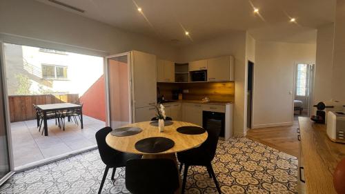 Appartement 2 Chambres Avec Climatisation, Terrasse - Gare Saint-jean - Bordeaux