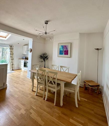 Central Taunton Townhouse - Taunton