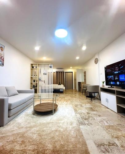 Brand New Furnished Studio Apartment Near Old Town - Phuket