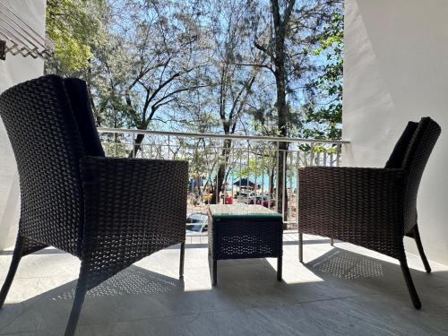 Rawai Beachside Hotel - Phuket district, Thailand