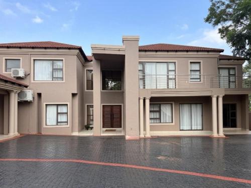 Liquid Blue Guesthouse - Louis Trichardt
