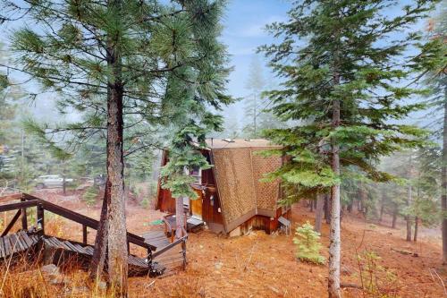 Large Dog-friendly Home Deck & Full Kitchen - Truckee, CA