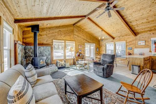 Mountain Home With Wood Stove W&d & Propane Heat - Near Lifts & Trails - Truckee, CA
